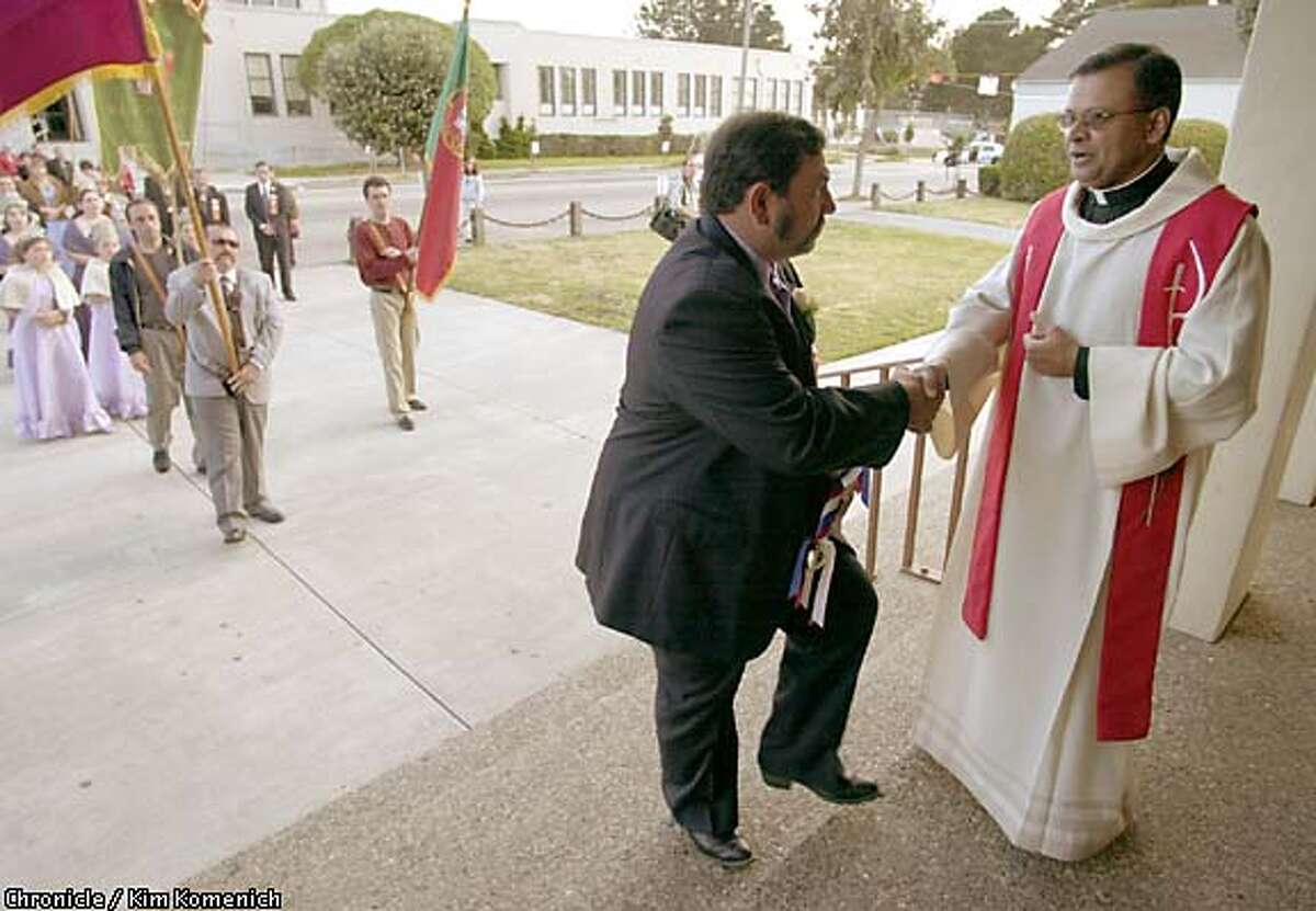RITUALS / PORTUGUESE PENTECOST FESTIVAL / Chamarita rooted deep in ...