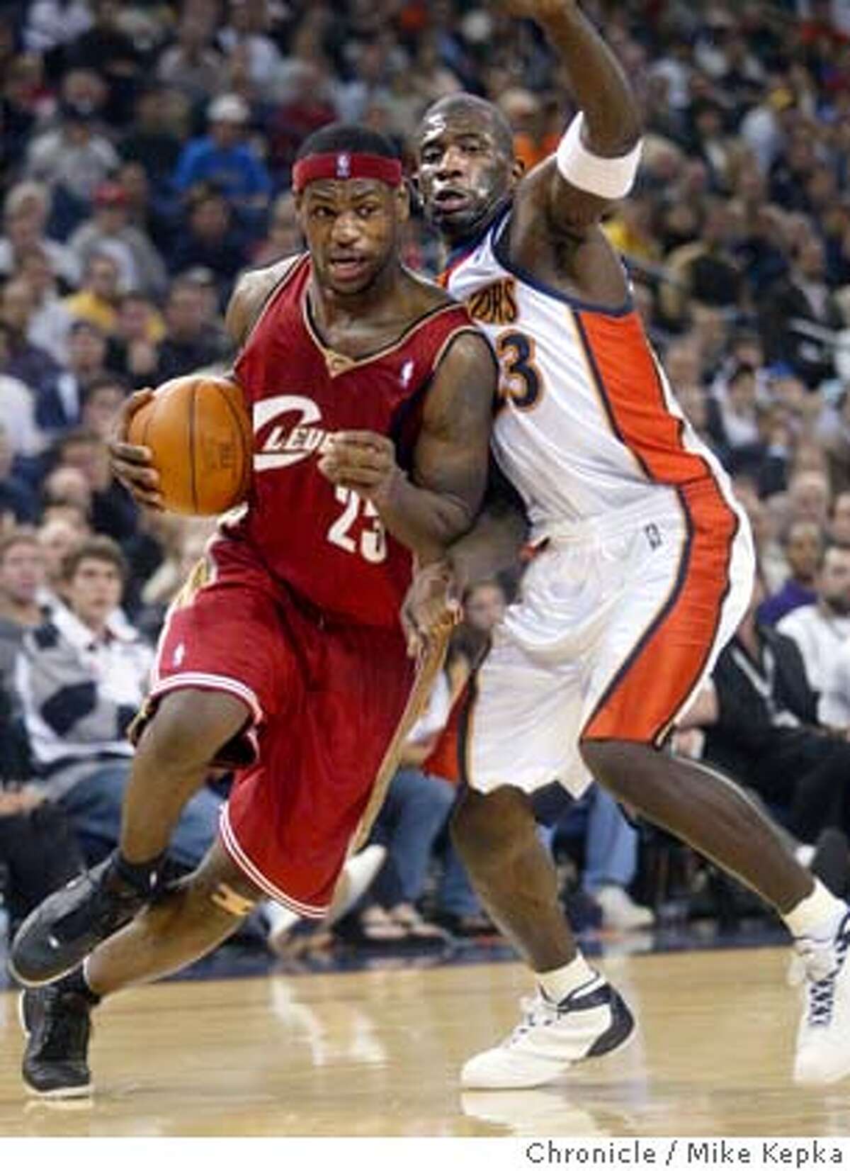 Warriors steal LeBron thunder