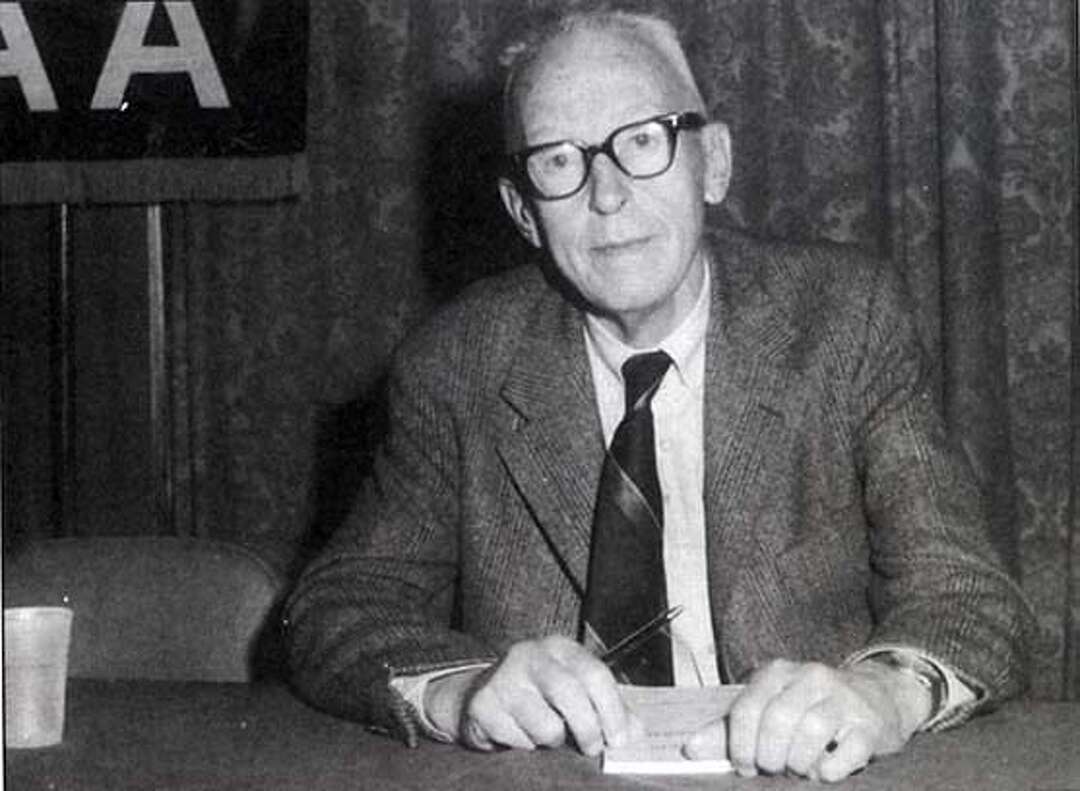 AA founder longed to be regular guy / Susan Cheever probes the deep ...