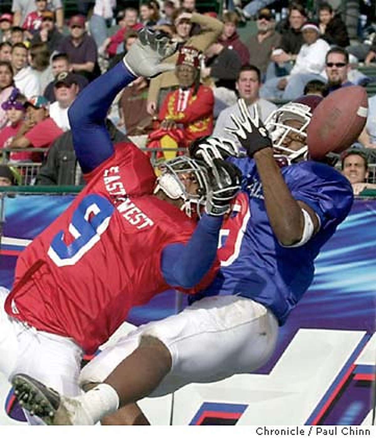 West QBs have their way / Dinwiddie, stout defense spark rout