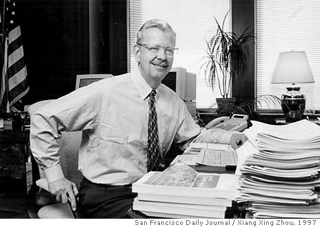 Judge named in Oracle case / Vaughn Walker will oversee U.S. bid