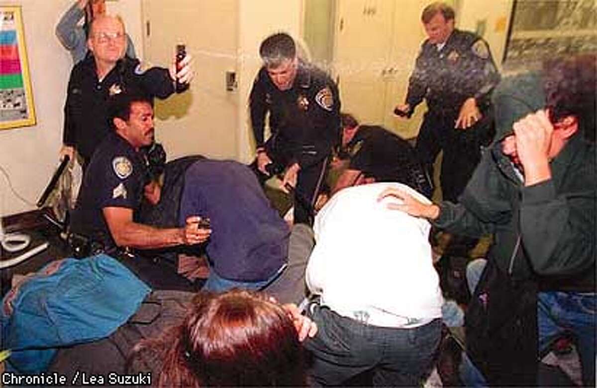 1997 / THE YEAR IN PICTURES