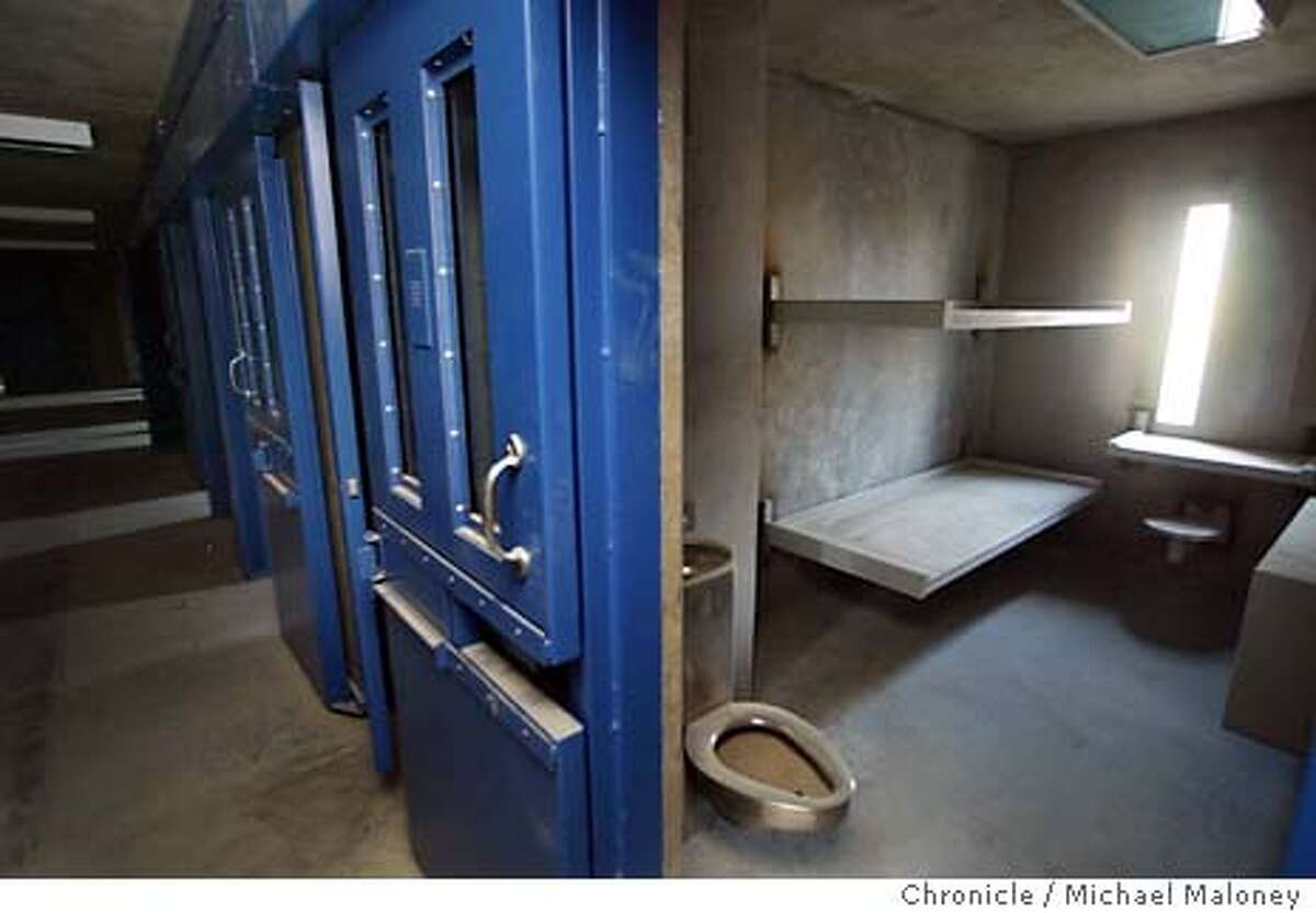 Critics say new state prison defies logic / They point to huge state ...