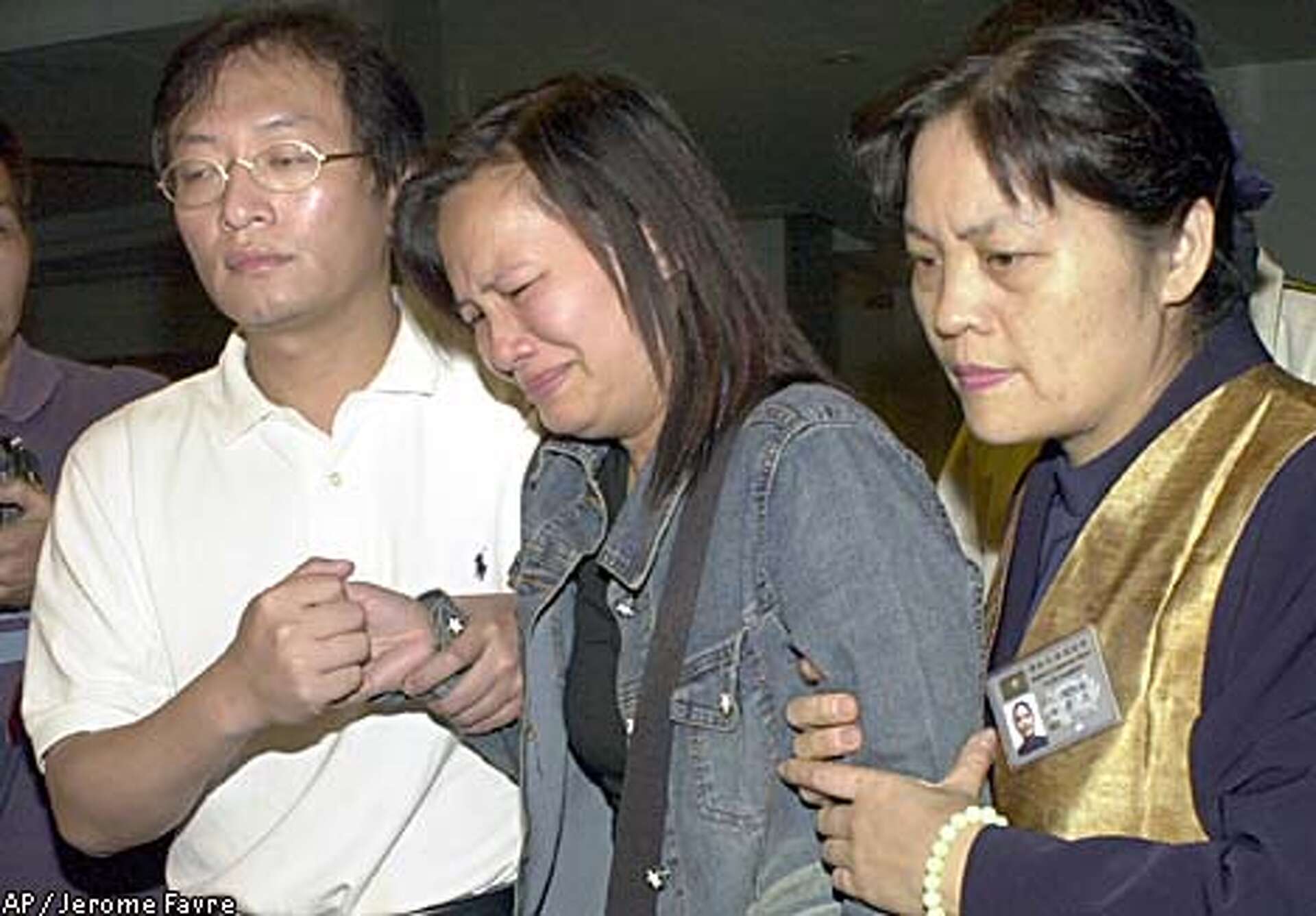 Taiwan jetliner crashes / 225 feared dead as China Airlines flight goes ...