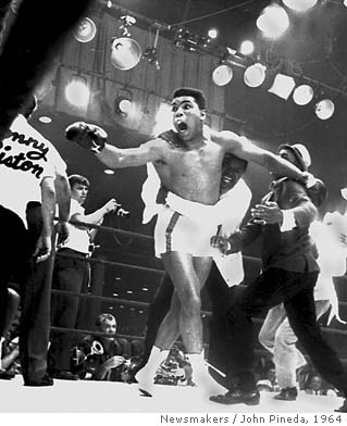 CLAY DEFEATS LISTON: February 25, 1964 / WORLD GETS 'SHOOK UP ...