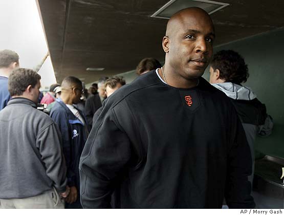 Rockies pitcher accuses Bonds / Giants star angry at first player to ...