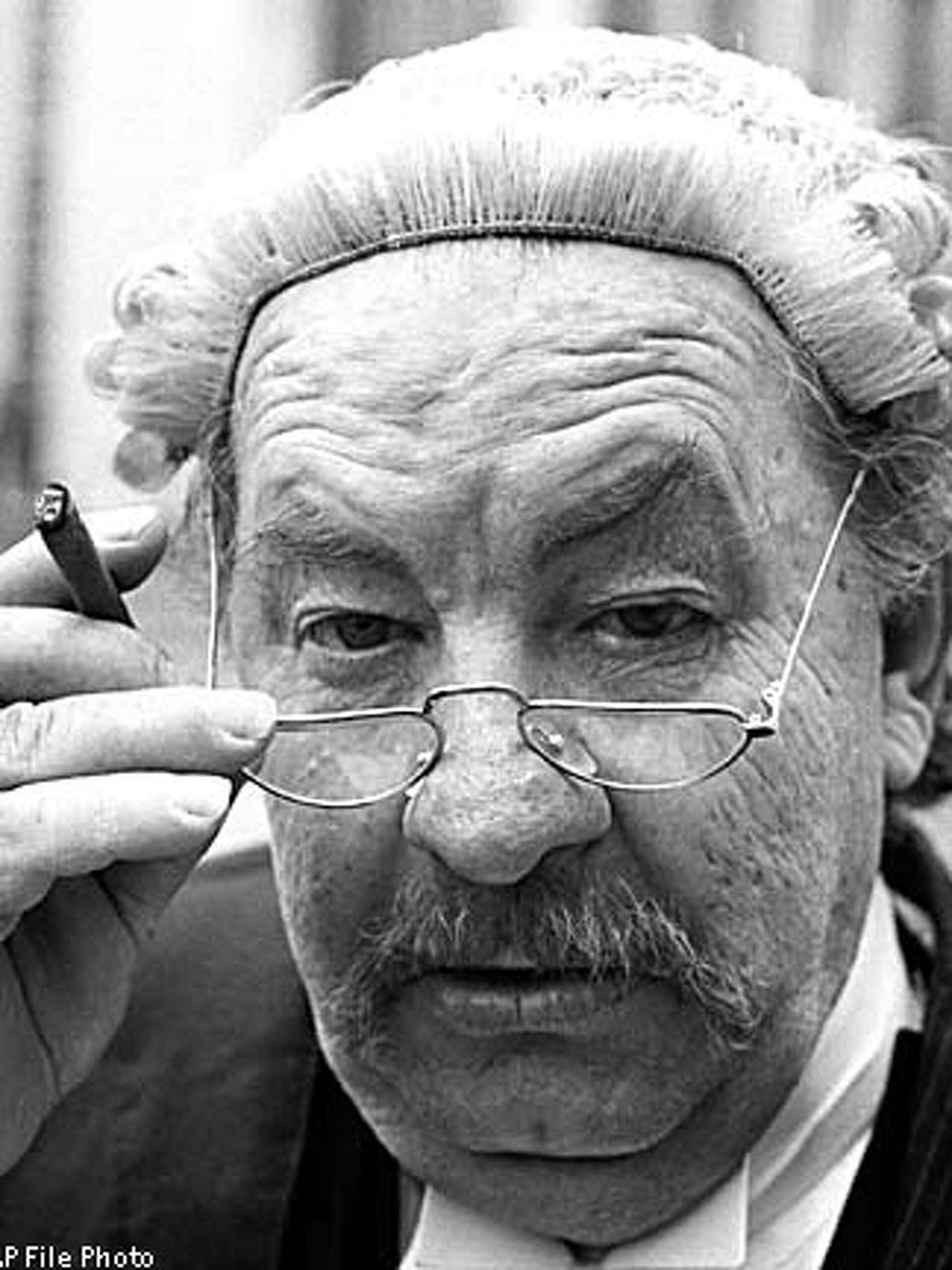 Leo McKern dies -- star of 'Rumpole of Bailey' / Australian appeared on ...
