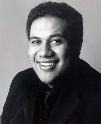 Promising debut by powerhouse baritone