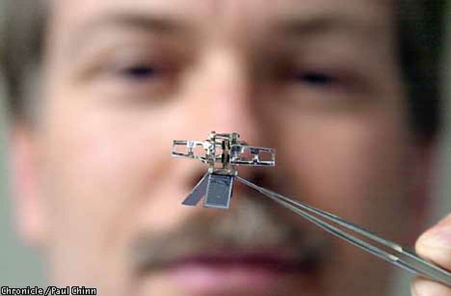 Soaring achievement in spying / UC Berkeley team creating 'microfly' to ...