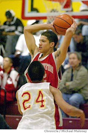 Washington's Lassiter does it all / Junior is arguably best player in ...