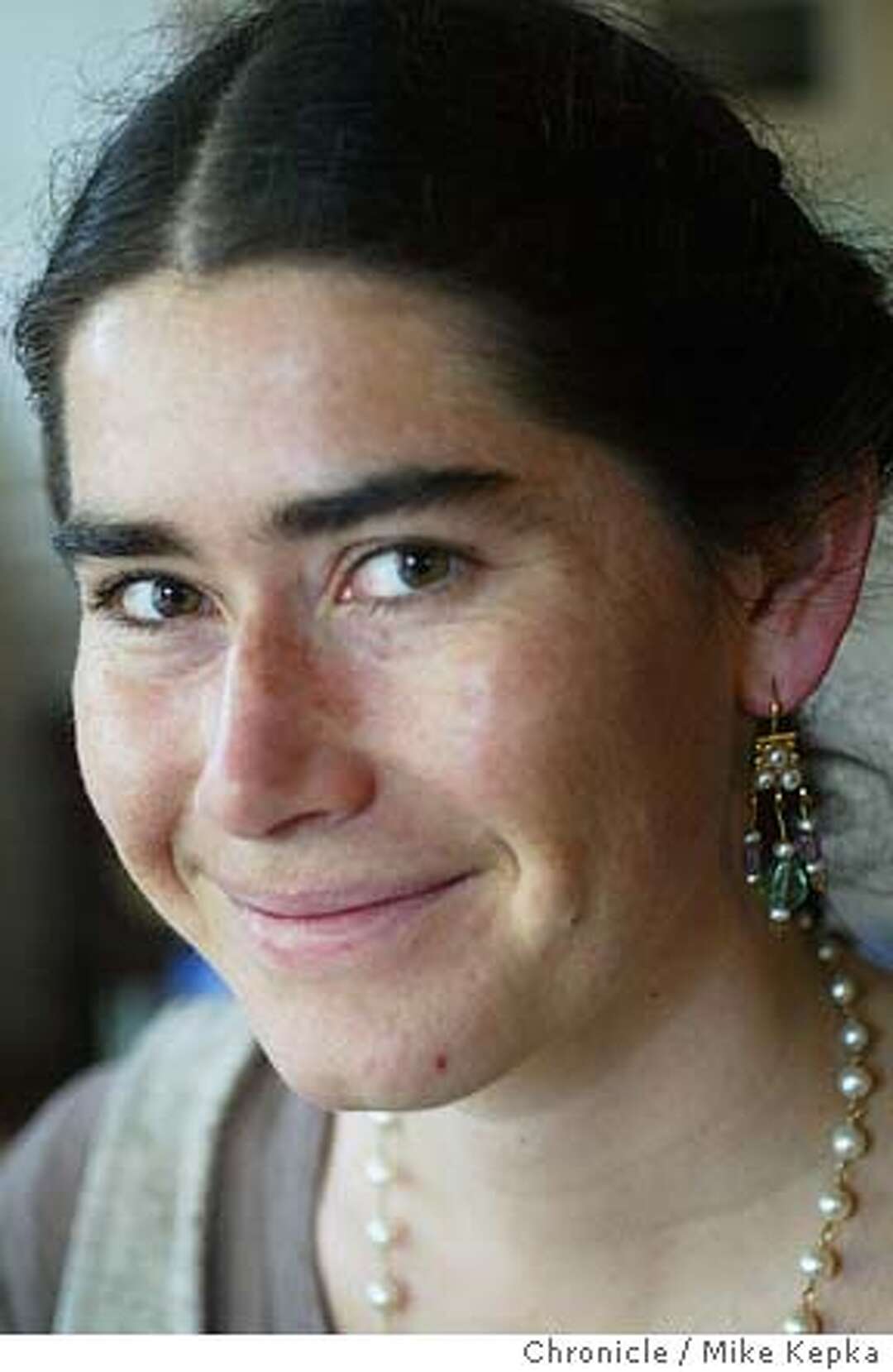 DESIGNING SURPRISE / Berkeley artist in paper proves you can't have ...