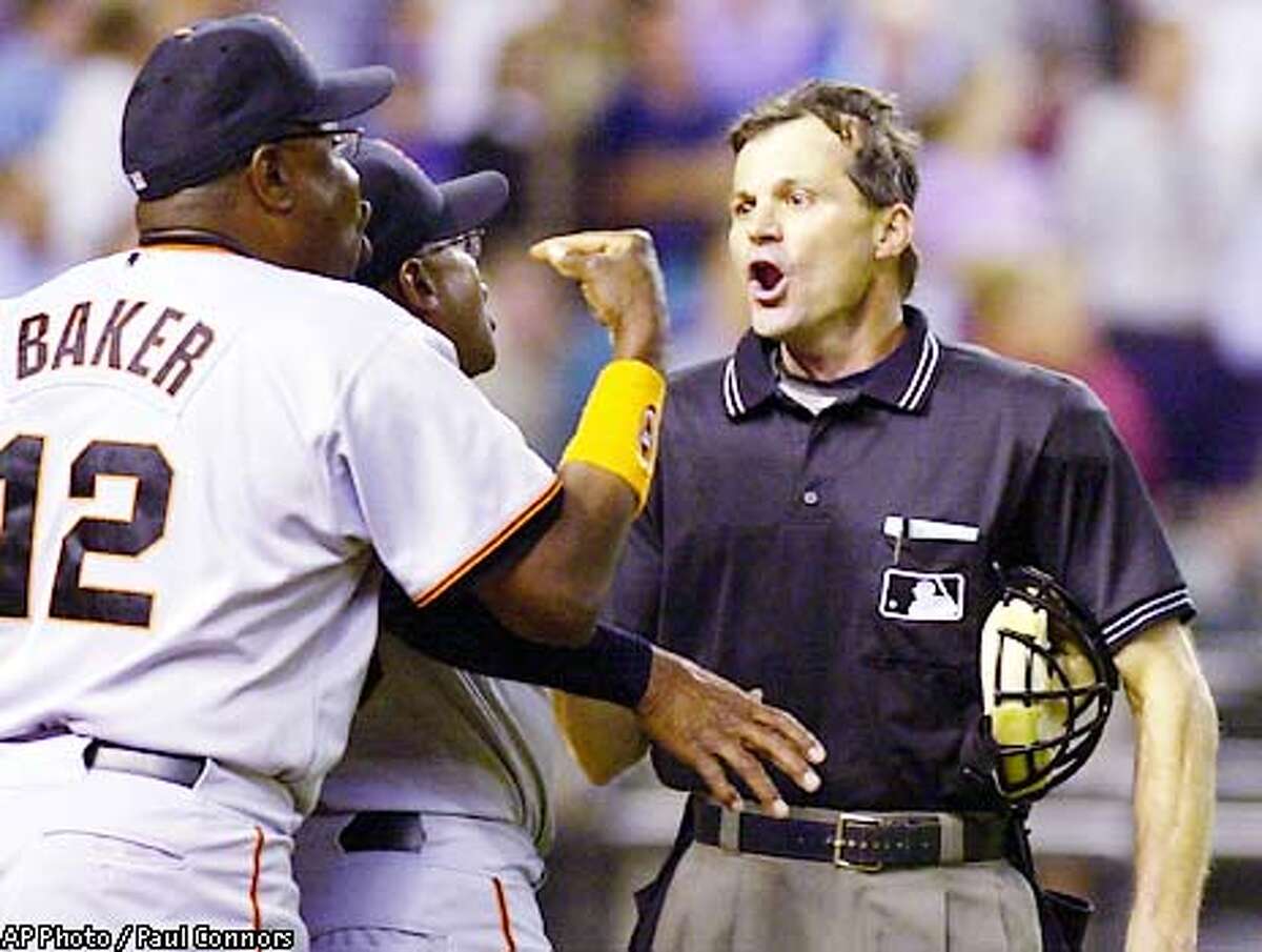 Foul night for Giants / Umps blow HR call; Baker, Santiago tossed