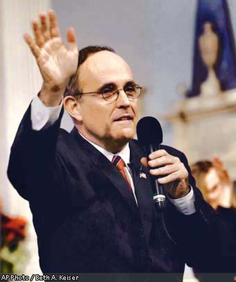 Giuliani bids N.Y. farewell as mayor / Emotional plea for memorial at ...