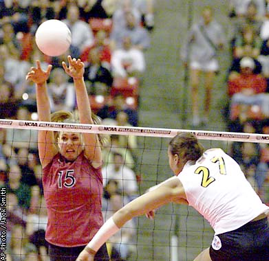 Cardinal capture volleyball title / No. 1 Long Beach St. upset