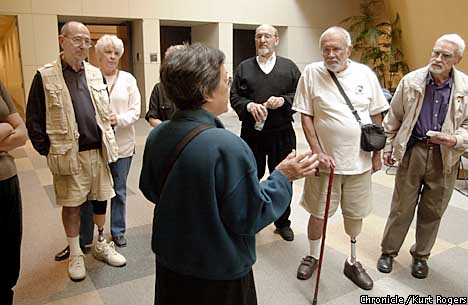 'Stumps' group uses humor to help amputees