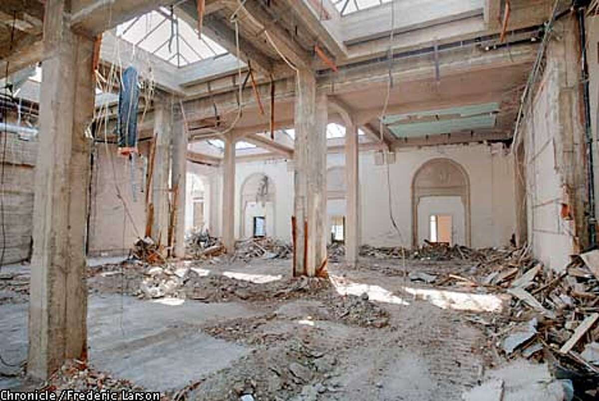 Art of destruction / Nostalgia, relief greet final stages of demolition ...