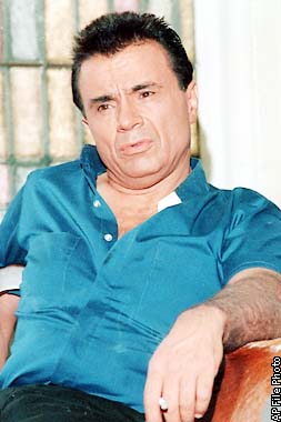 Actor Blake arrested in slaying of wife / 'Baretta' star's bodyguard ...