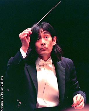 Dressing for musical success / Tails? Usually. A tie? Sometimes. Not ...