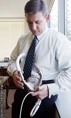 Heart pump's future in FDA's hands / Device offers hope in some cases ...