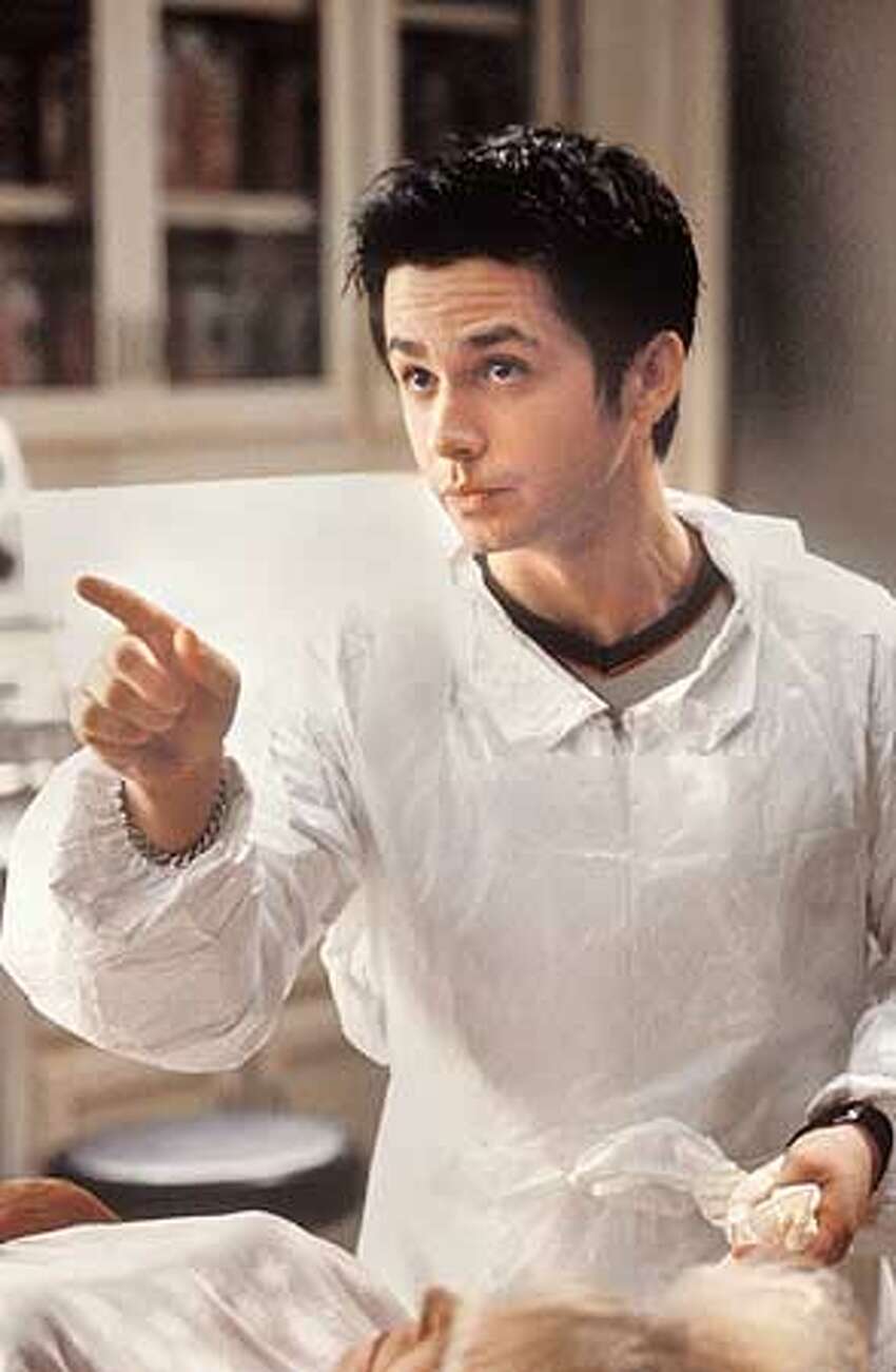 Going 'Under' / Creators, actors sweat the small details on set of ...