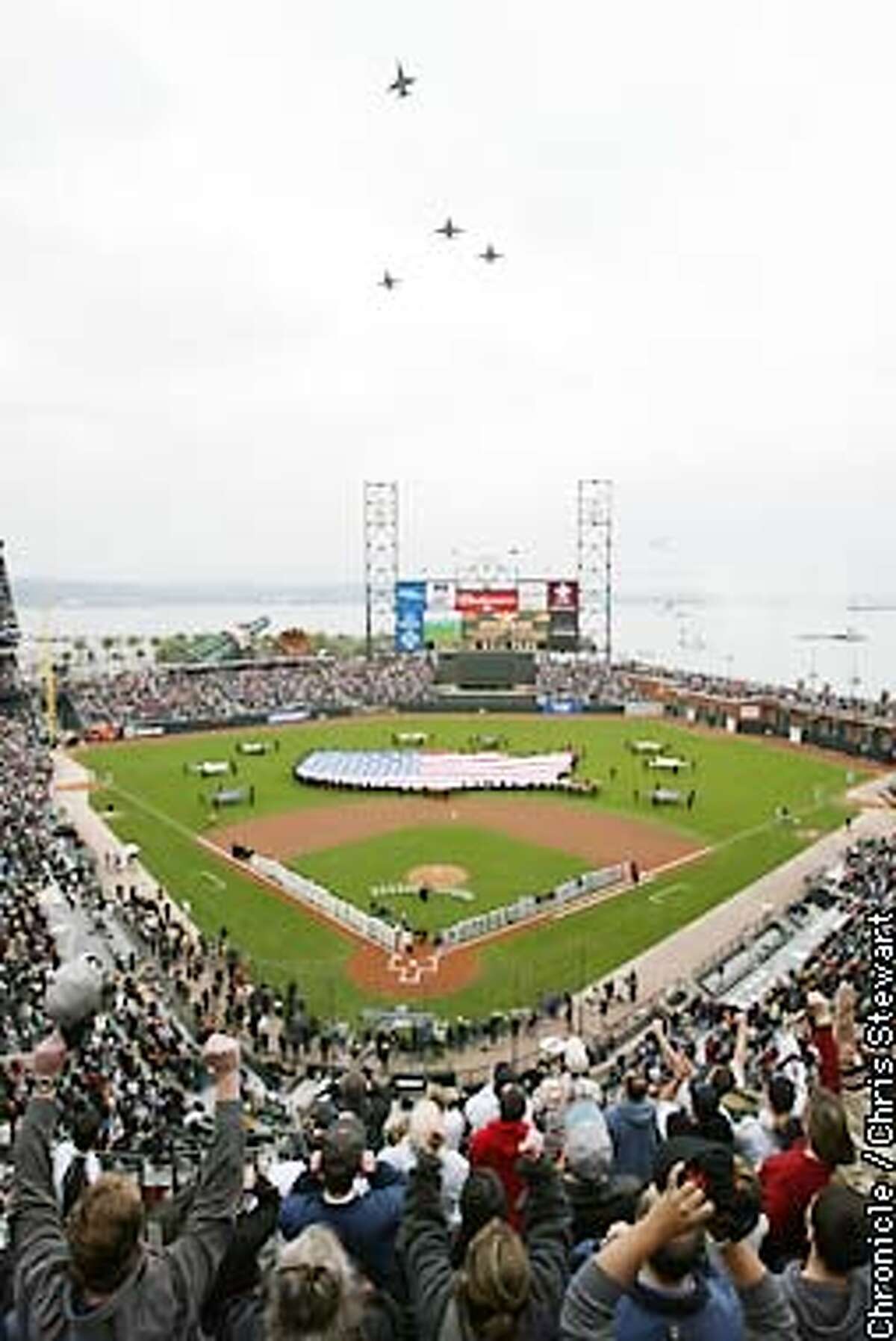 Another shot at a perfect season / Opening day at Pac Bell Park fuels ...