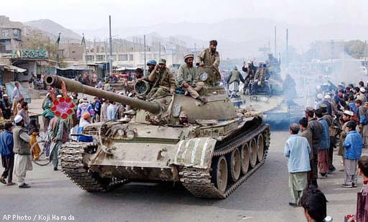 'Good' Afghan warlord offers hope / Moderate Alliance commander once ...