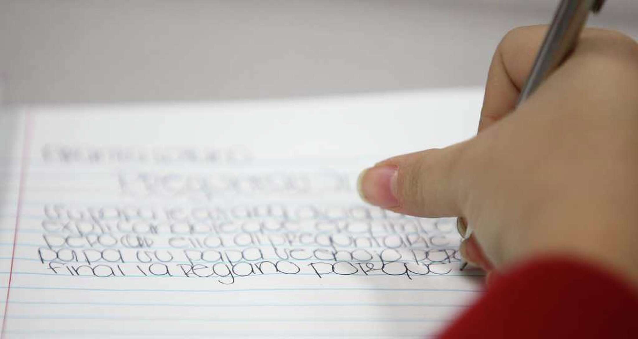 Classes turn bilingual students into biliterate ones