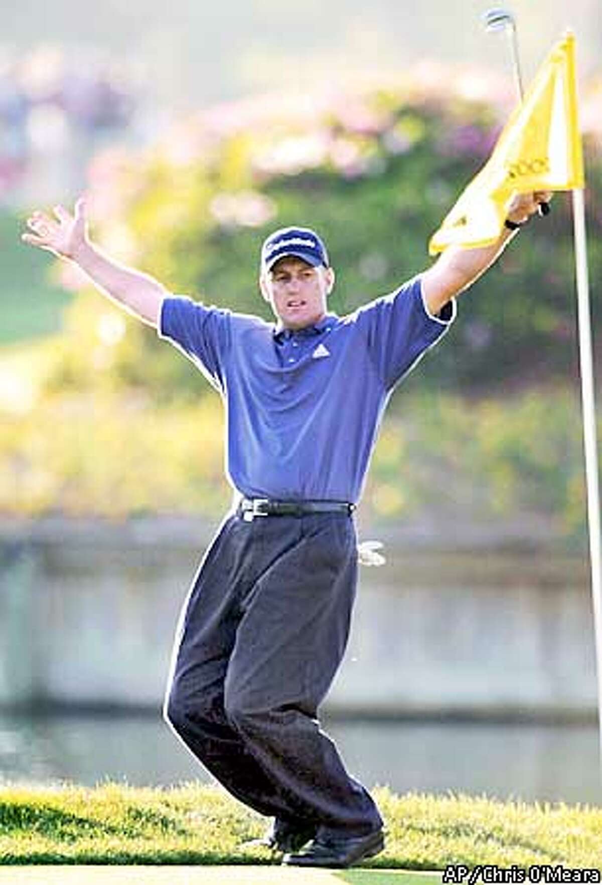 Two chip-ins in last 3 holes / Perks' amazing day / New Zealander's ...