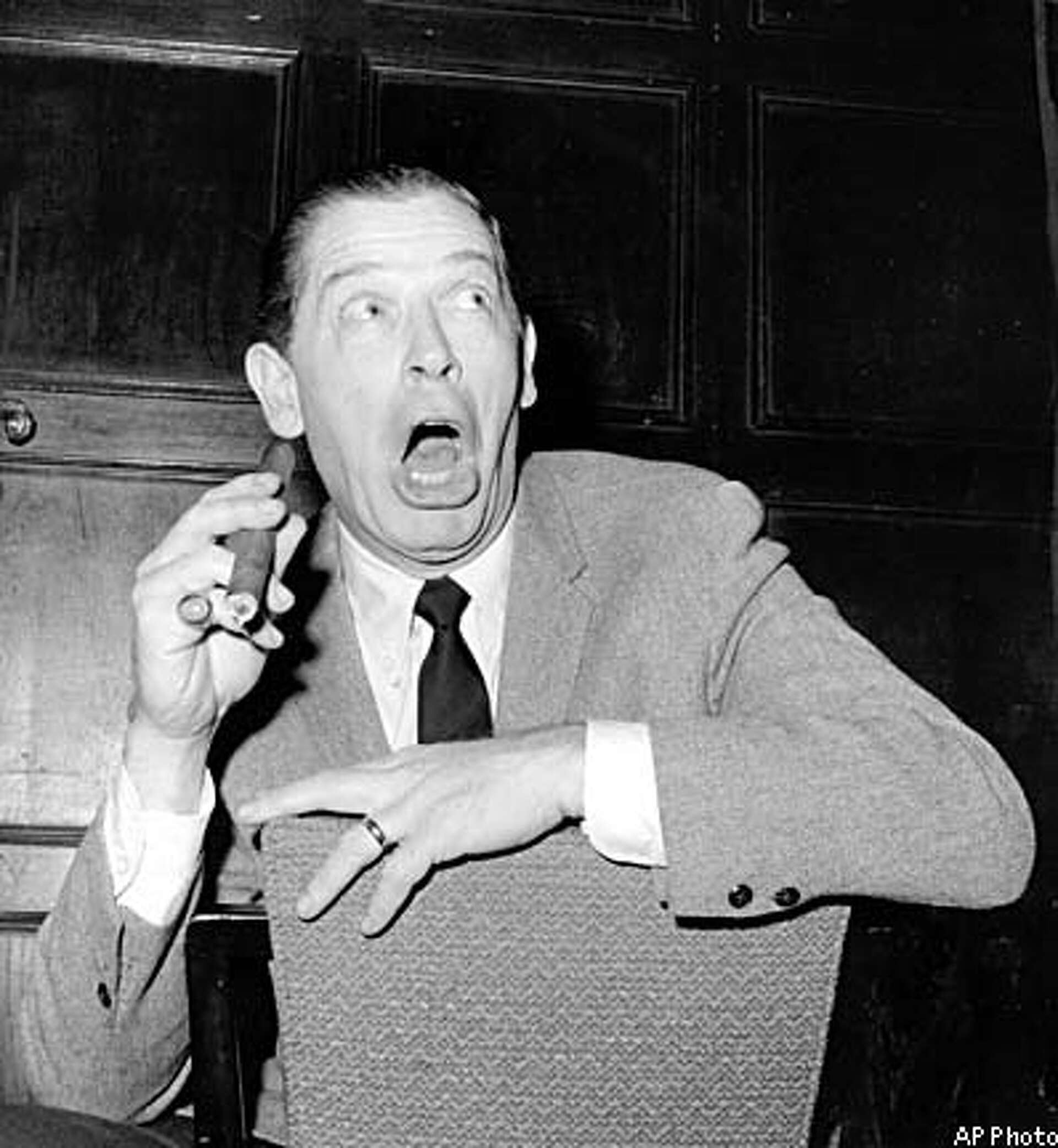 MILTON BERLE 1908-2002 / 'Mr. Television' dies at 93 / Comedian was ...