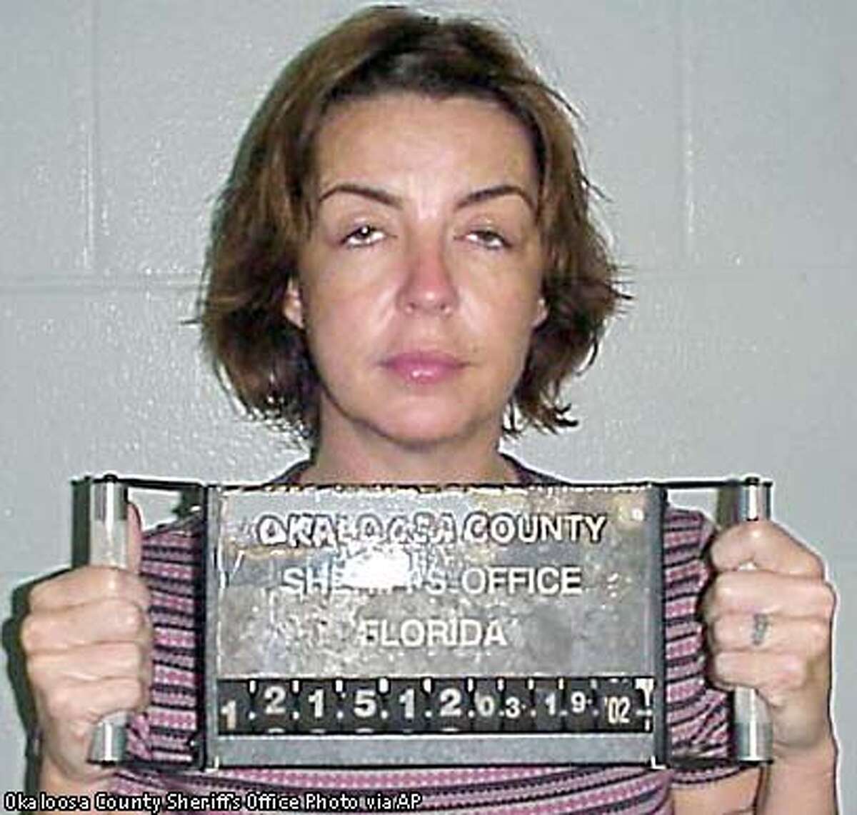 Wife's bizarre confession in poisoning / Secretary also charged in ...