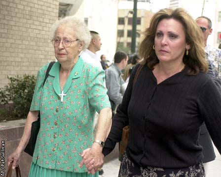 Pleas to jury to spare Yates' life / Mom who drowned kids portrayed as ...