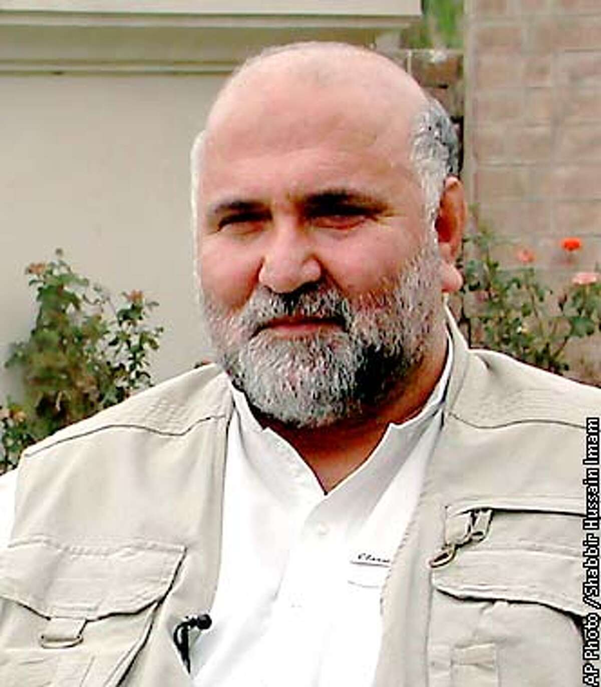 Desperate final moments of executed opposition leader / He called for ...