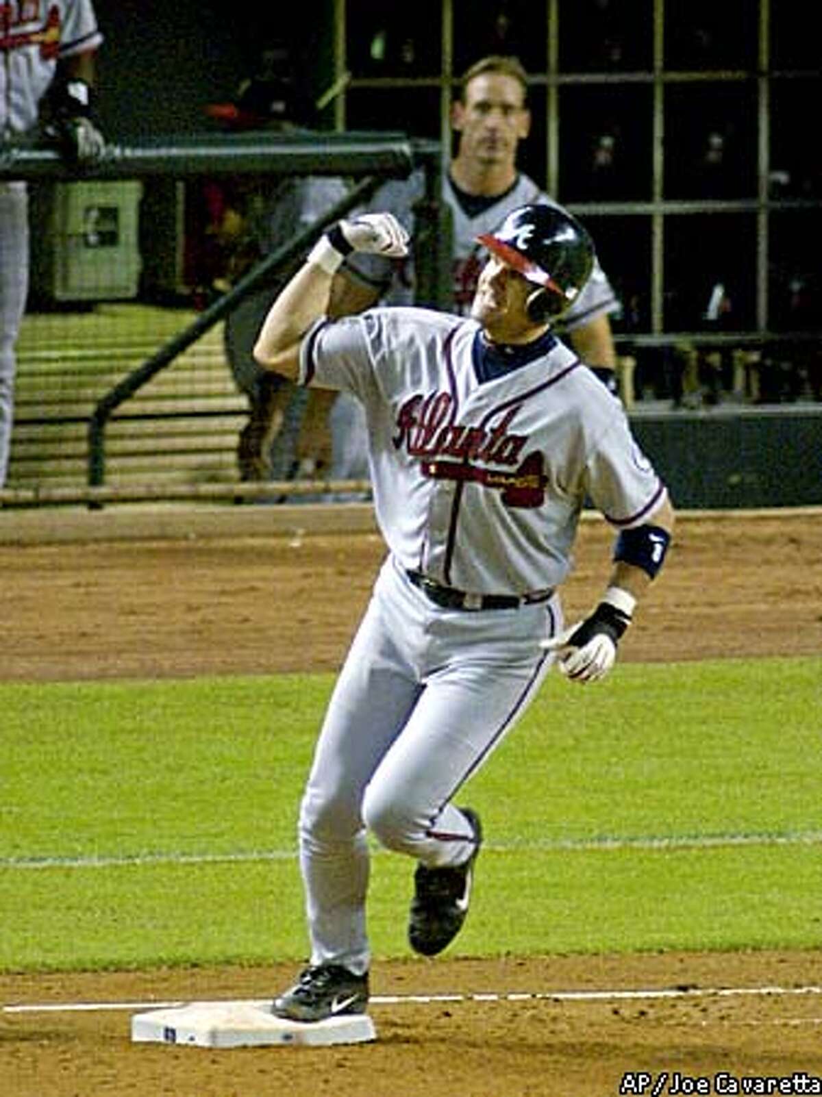 Resilient Braves even series / Despite injury, Lopez delivers tie ...