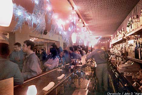 Rave salon / Club kids tell their stories at monthly Bored Collective