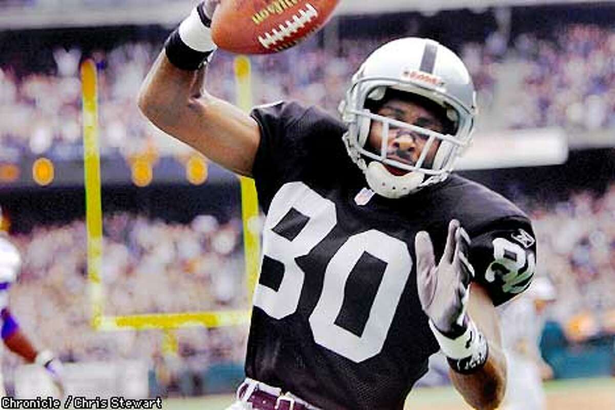 Raiders' victory comes with few style points