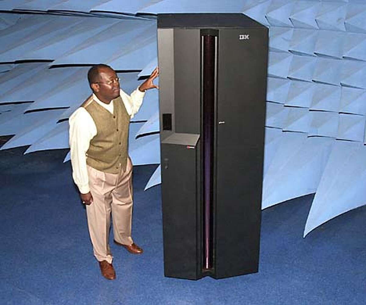 IBM says its Unix server is cheaper, faster than Sun's