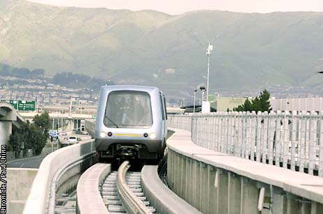 Trains without track / 2-car rail vehicles on tires to take travelers ...