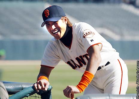 Giants' latest addition exudes style / Shinjo's style translates well ...