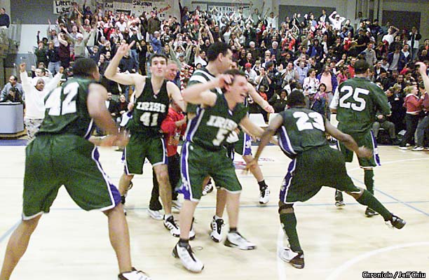 WCAL CHAMPIONSHIP / Irish do just enough for upset