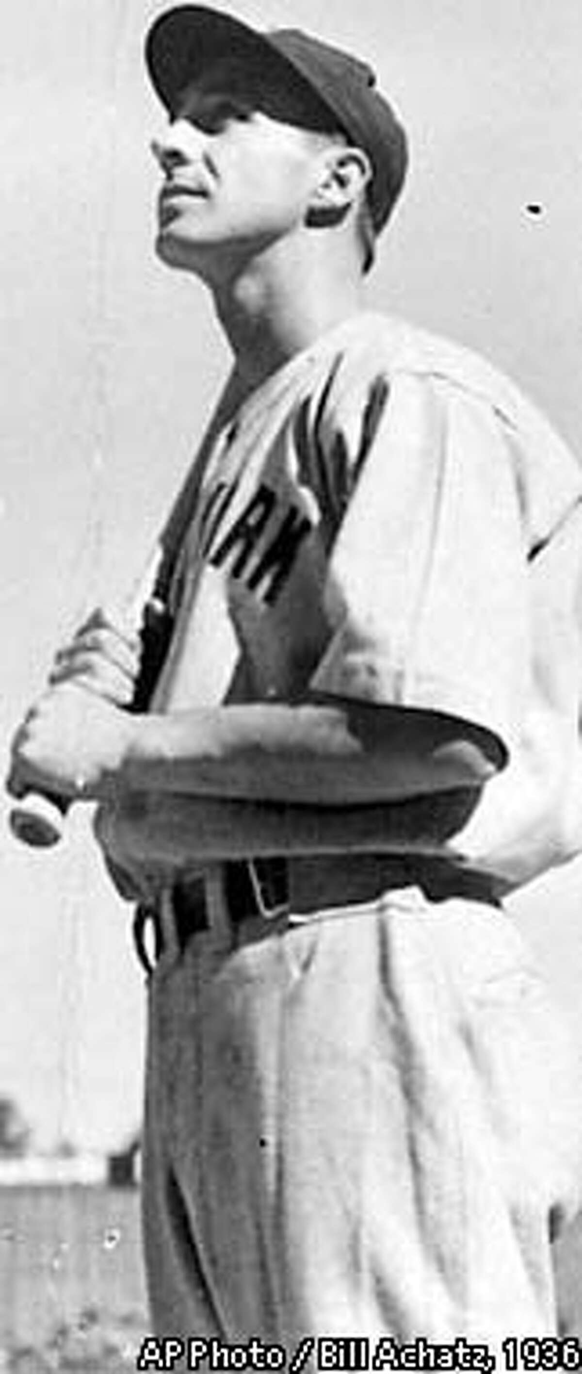 Yankees great Crosetti, S.F. native, dies at age 91