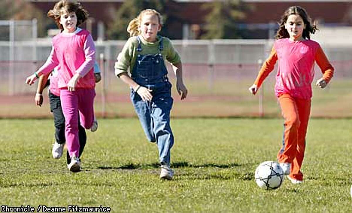 SPORTS / Girls sample sports at Santa Rosa expo / Participants spend ...