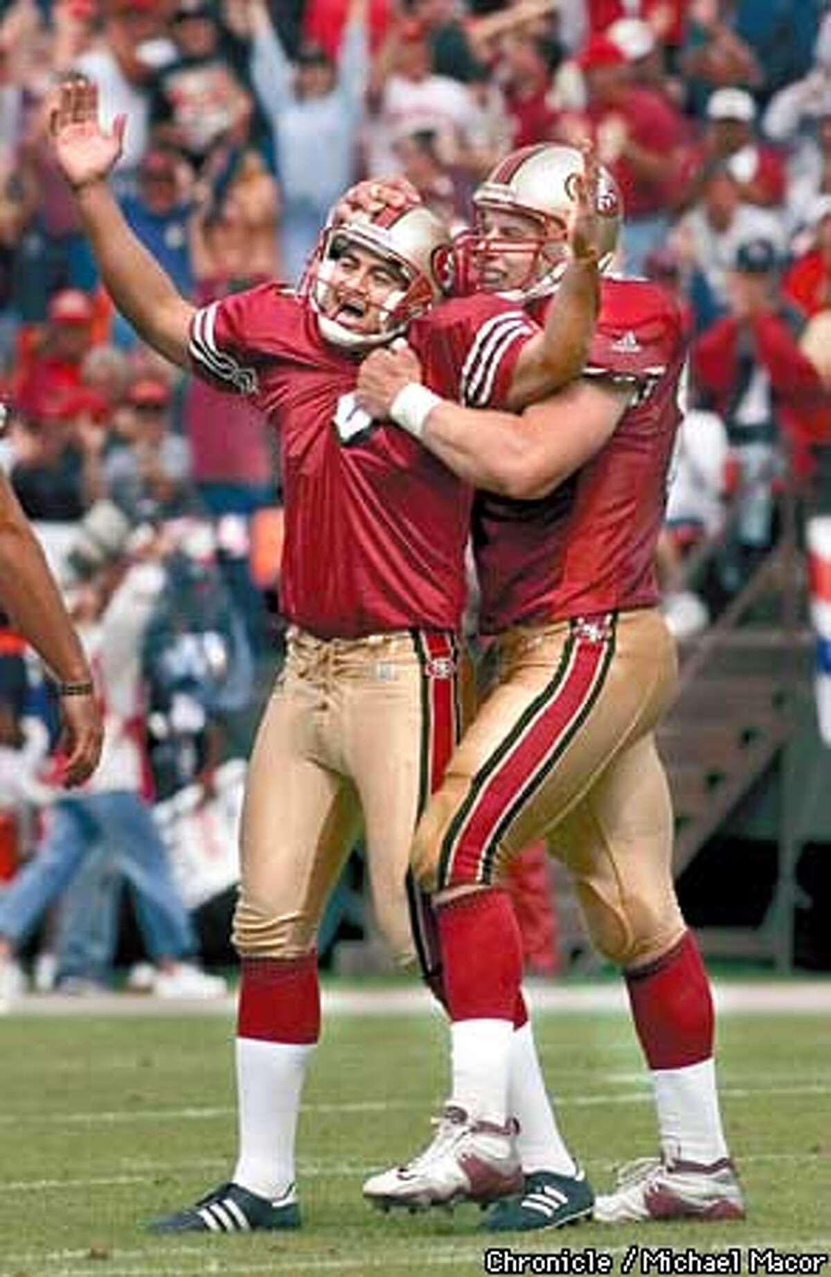 49ers let one slip away / Dropped passes prove haunting in loss to Rams