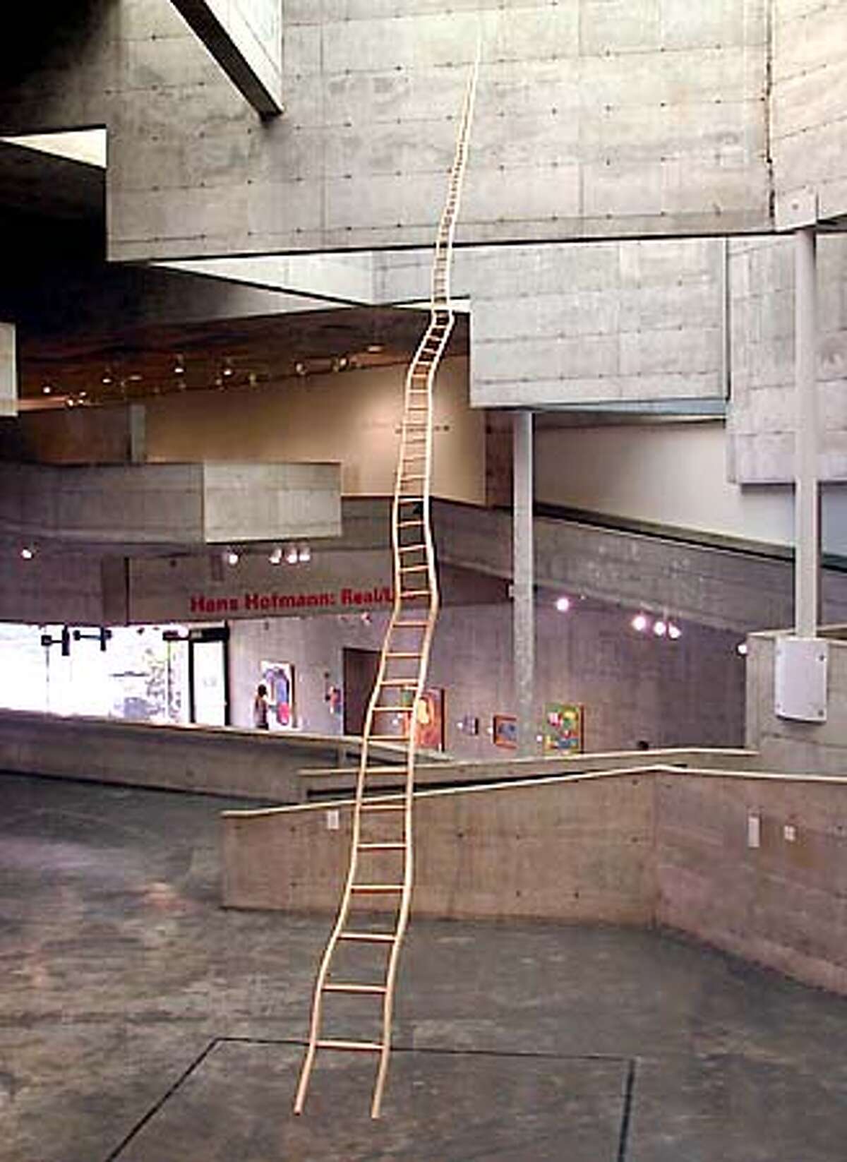 Museum reopens with a tall order / Puryear sculpts with humanity