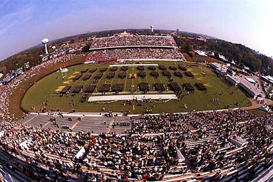 Home field advantage / Ultimate tailgate trips to the nation's unique ...