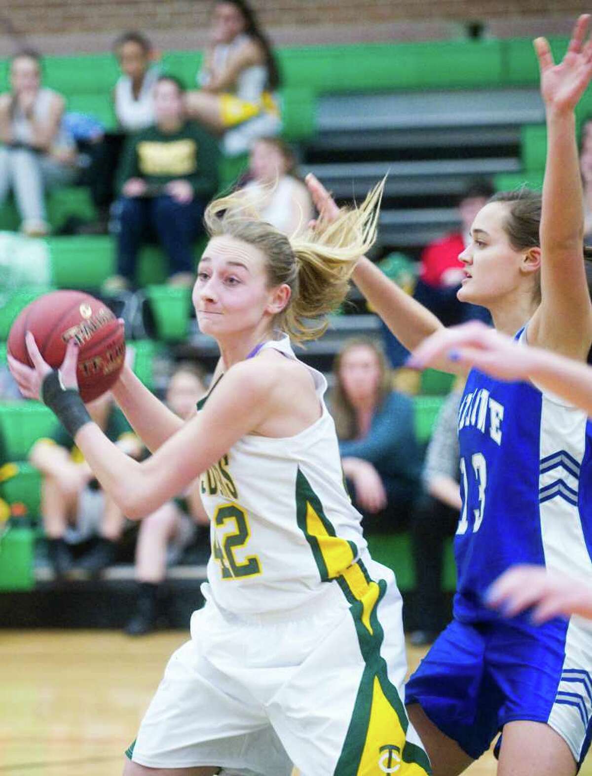 Trinity Catholic, Griffin earn win over Ludlowe