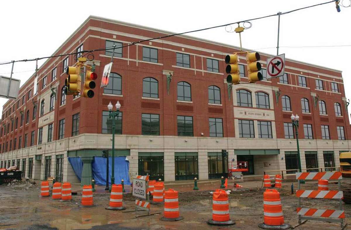 DOT sending 240 to Colonie