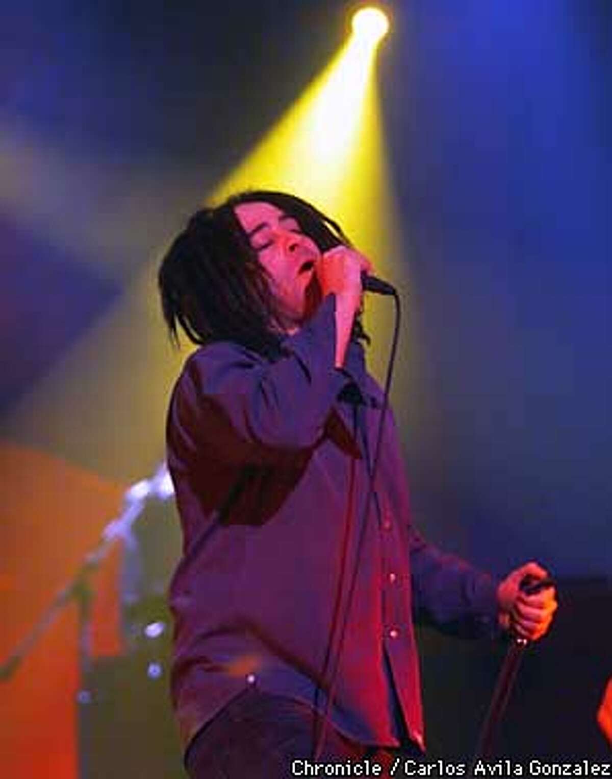 Crows Turn Up the Volume But Don't Alter the Message / Intimate but ...