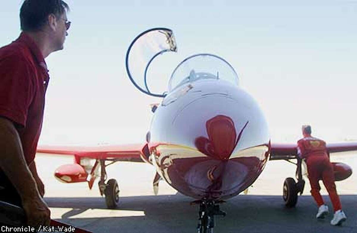 Red skies / This weekend's Moffett Field air show features Bay Area ...