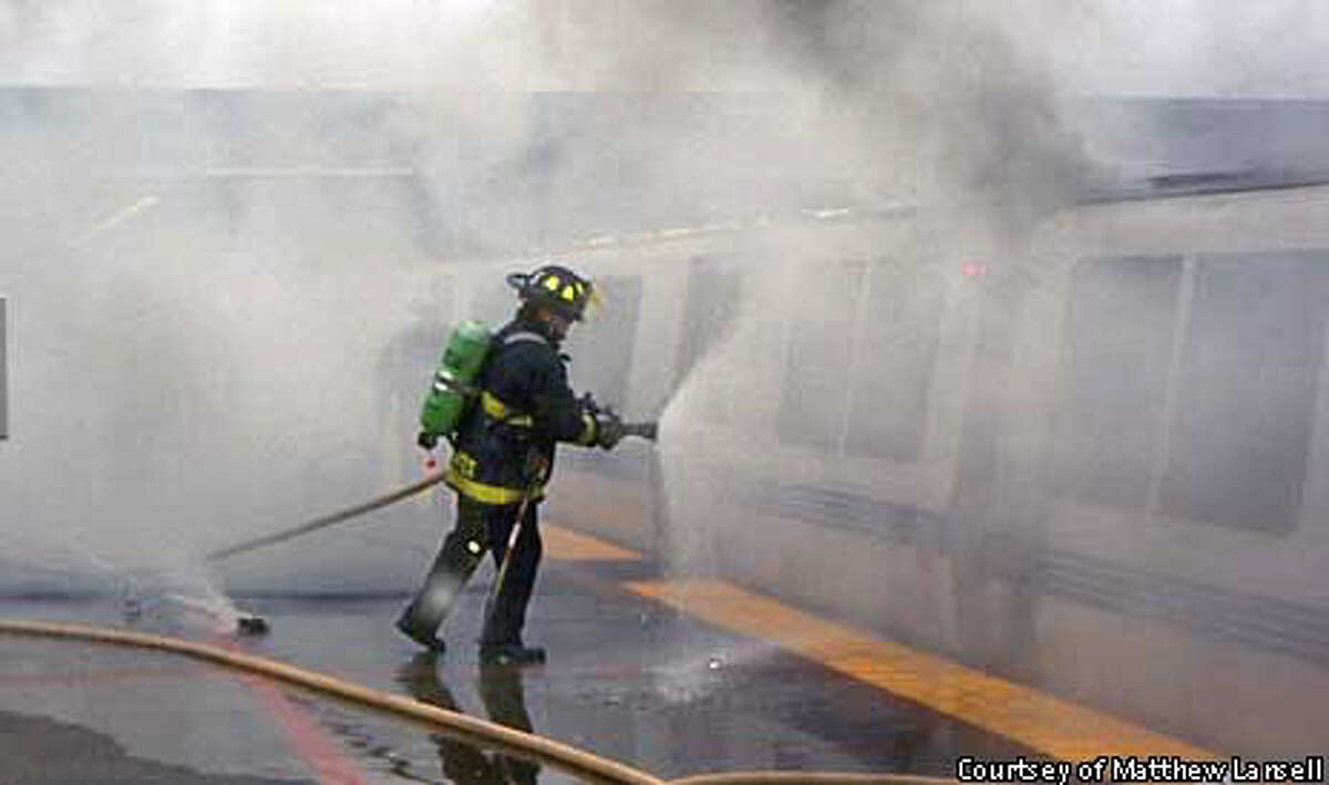 Oakland BART Fire Disrupts Commute / MacArthur station evacuated, closed