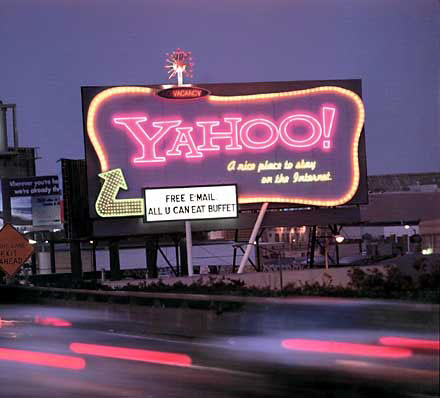 Dot-Com Madness / Internet companies shake up advertising world as they ...
